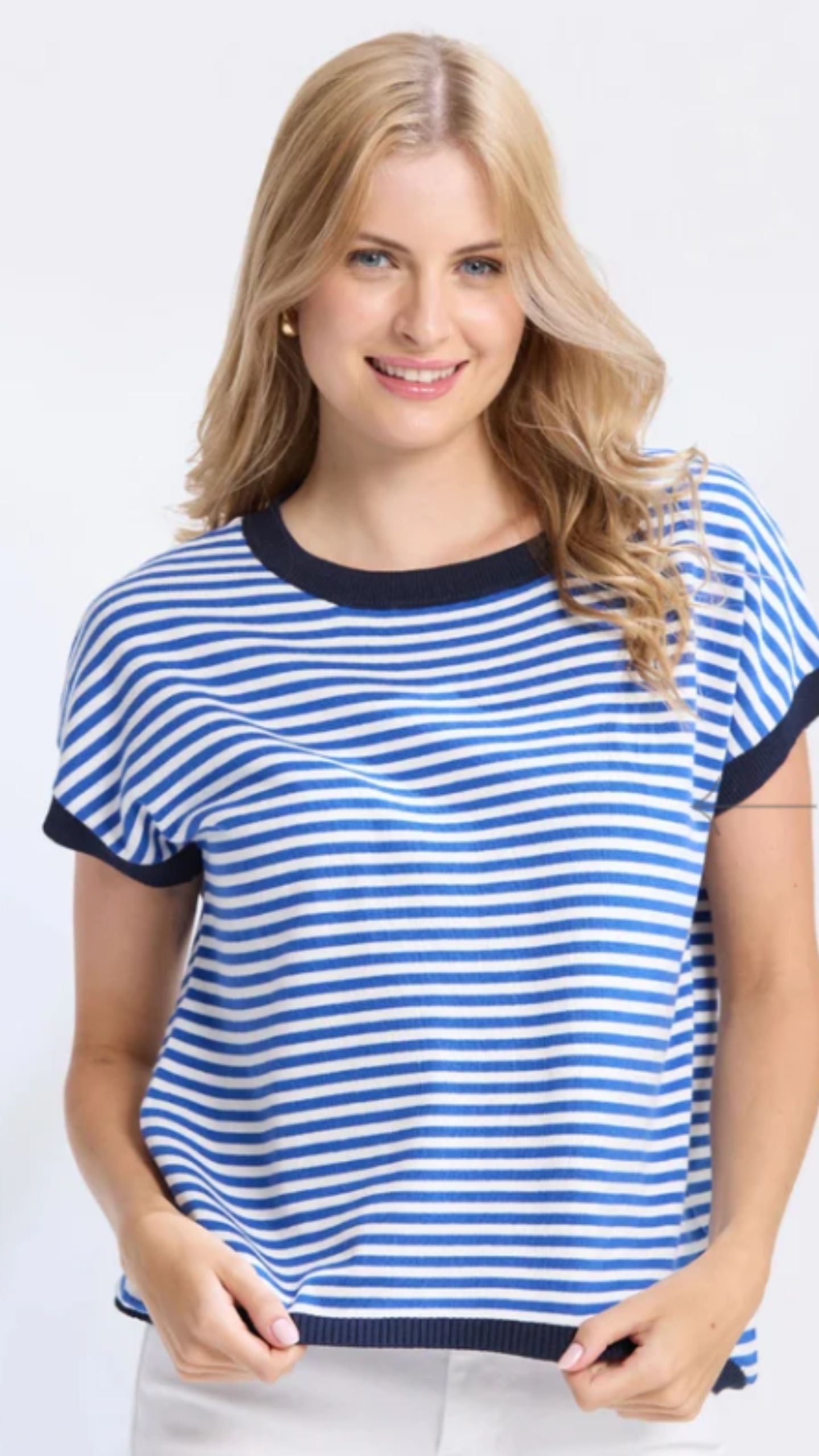 Laneway Top – Chalk & Charcoal